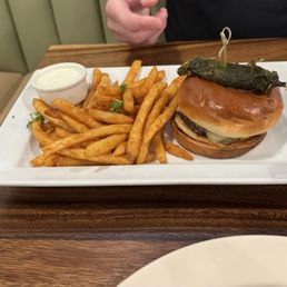 HEADQUARTERS BAR & EATERY - Updated December 2025 - 235 Photos & 102 ...