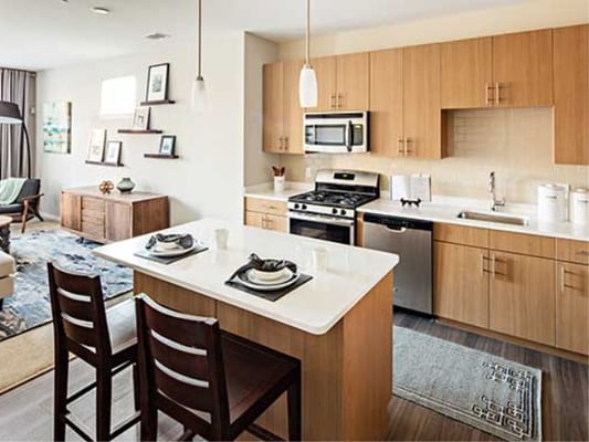 AVALON UNION - Updated December 2025 - 30 Photos & 24 Reviews - 2400 ...