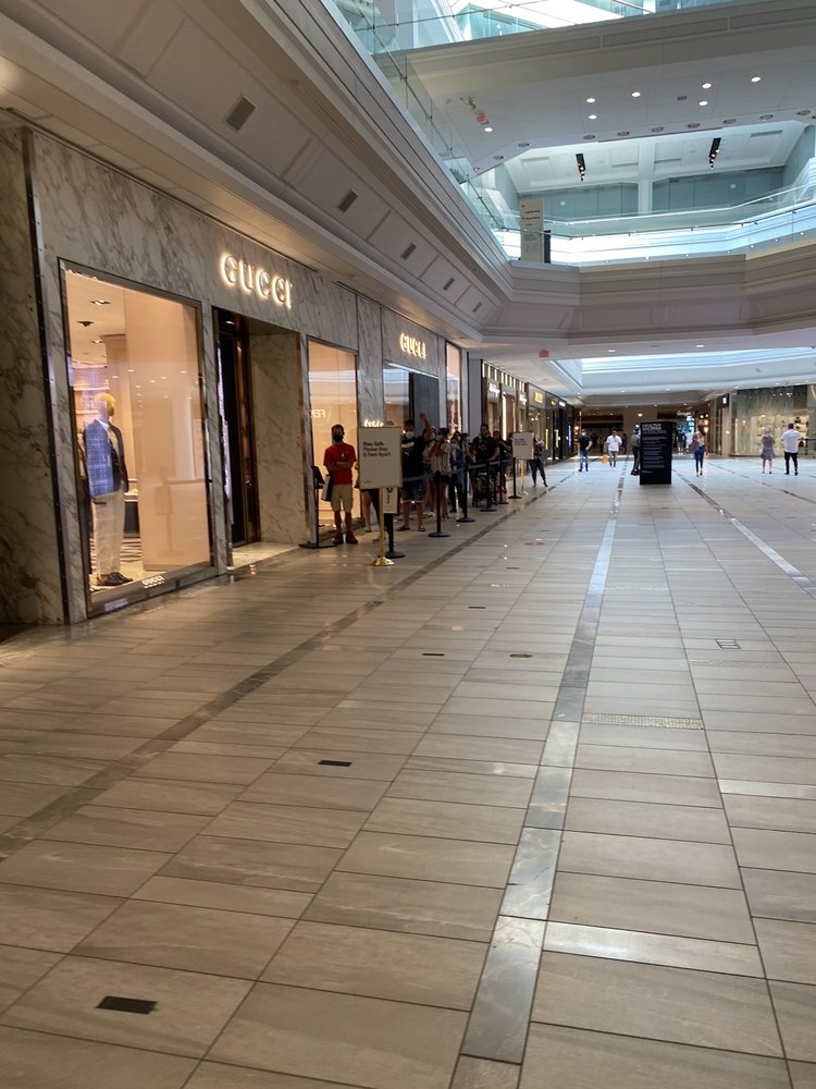 GUCCI - Updated July 2024 - 18 Photos & 60 Reviews - 100 Huntington Ave ...