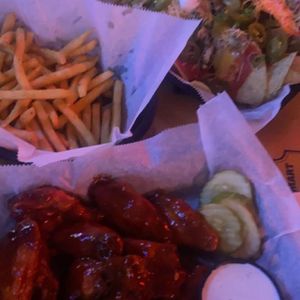 THE QUAFF BAR & GRILL - 153 Photos & 186 Reviews - Sports Bars - 1010 ...