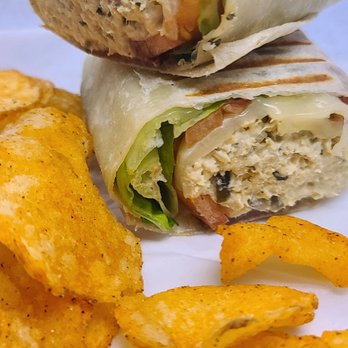 HUMU DELI & JUICE - Updated August 2024 - 214 Photos & 107 Reviews ...