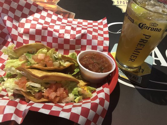 EMERSON BIGGIN’S - 22 Photos & 52 Reviews - Sports Bars - 808 E Douglas ...