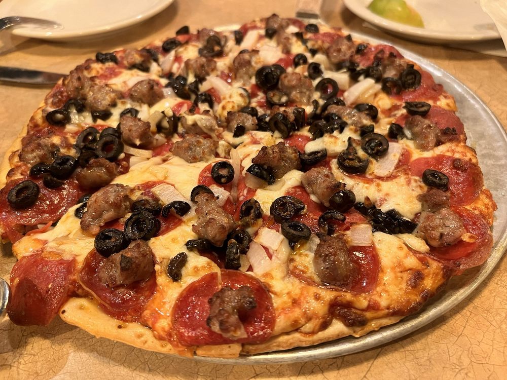 MAMA MIA’S WEST ALLIS - Updated April 2025 - 69 Photos & 175 Reviews ...