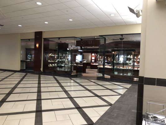 TOWER SQUARE - Updated October 2025 - 20 Photos - 1500 Main St ...