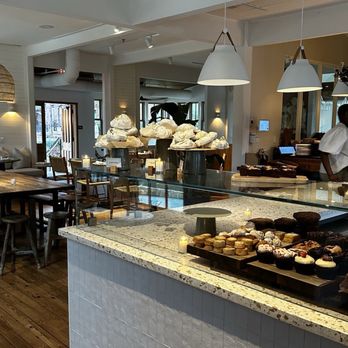 TBB 122 - Updated May 2025 - 273 Photos & 153 Reviews - 122 Marietta St ...