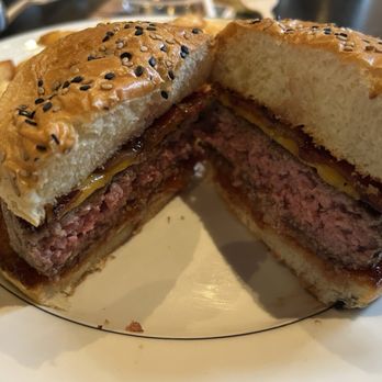 THE CAPITAL BURGER - Updated April 2025 - 1413 Photos & 1026 Reviews ...
