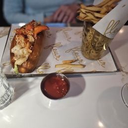 FLEUR PROVIDENCE - Updated January 2026 - 94 Photos & 46 Reviews - 1 W ...