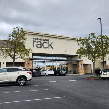 NORDSTROM RACK - Updated October 2025 - 118 Photos & 10 Reviews - 2660 ...