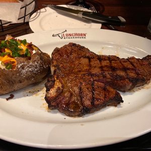 LONGHORN STEAKHOUSE - 66 Photos & 30 Reviews - 9551 Metcalf Ave ...