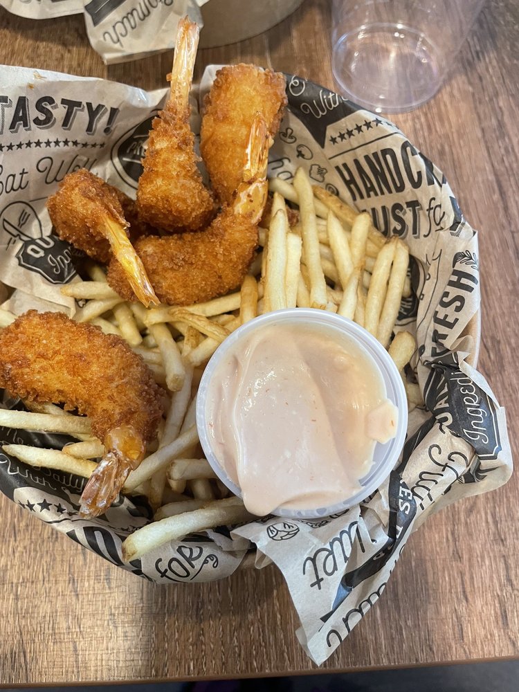 FISH DELISH - 14 Photos & 10 Reviews - 590 Valley Rd, Montclair, New ...