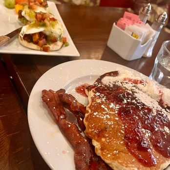 HOM BAY RIDGE - Updated February 2025 - 420 Photos & 346 Reviews - 8810 ...