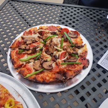 BRENZ PIZZA - Updated December 2025 - 25 Photos & 10 Reviews - 5063 N ...