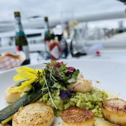 THE FLYING BRIDGE - Updated December 2025 - 317 Photos & 449 Reviews ...