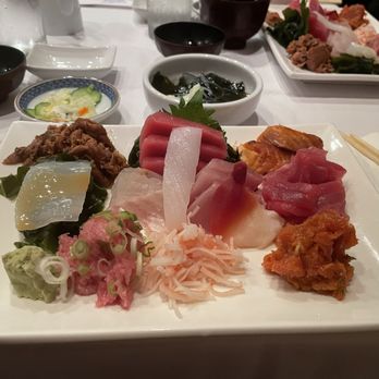 SUSHI GEN - Updated November 2024 - 7919 Photos & 4421 Reviews - 422 E ...
