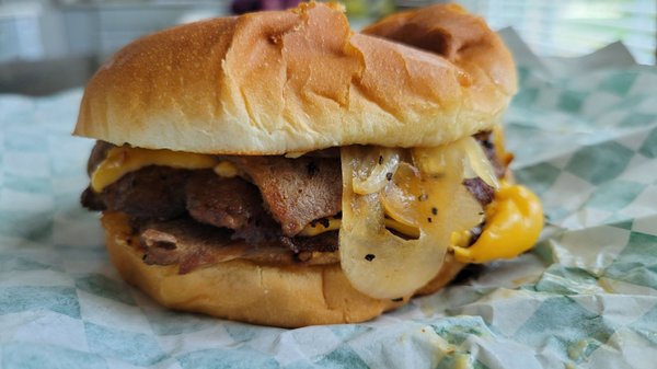 WEEK-END BURGERS - Updated July 2025 - 182 Photos & 67 Reviews - 5600 ...