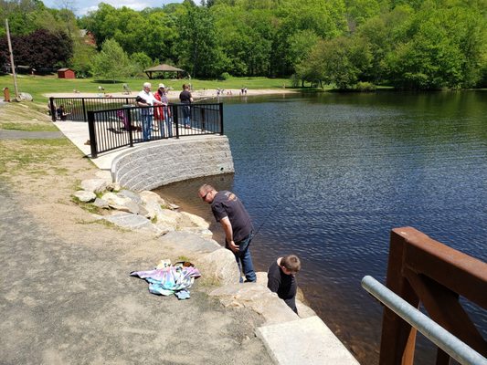 VALLEY FALLS PARK - 76 Photos & 23 Reviews - Parks - 300 Valley Falls ...