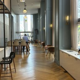 LONTRA COFFEE - Updated July 2025 - 42 Photos & 21 Reviews - 333 S ...