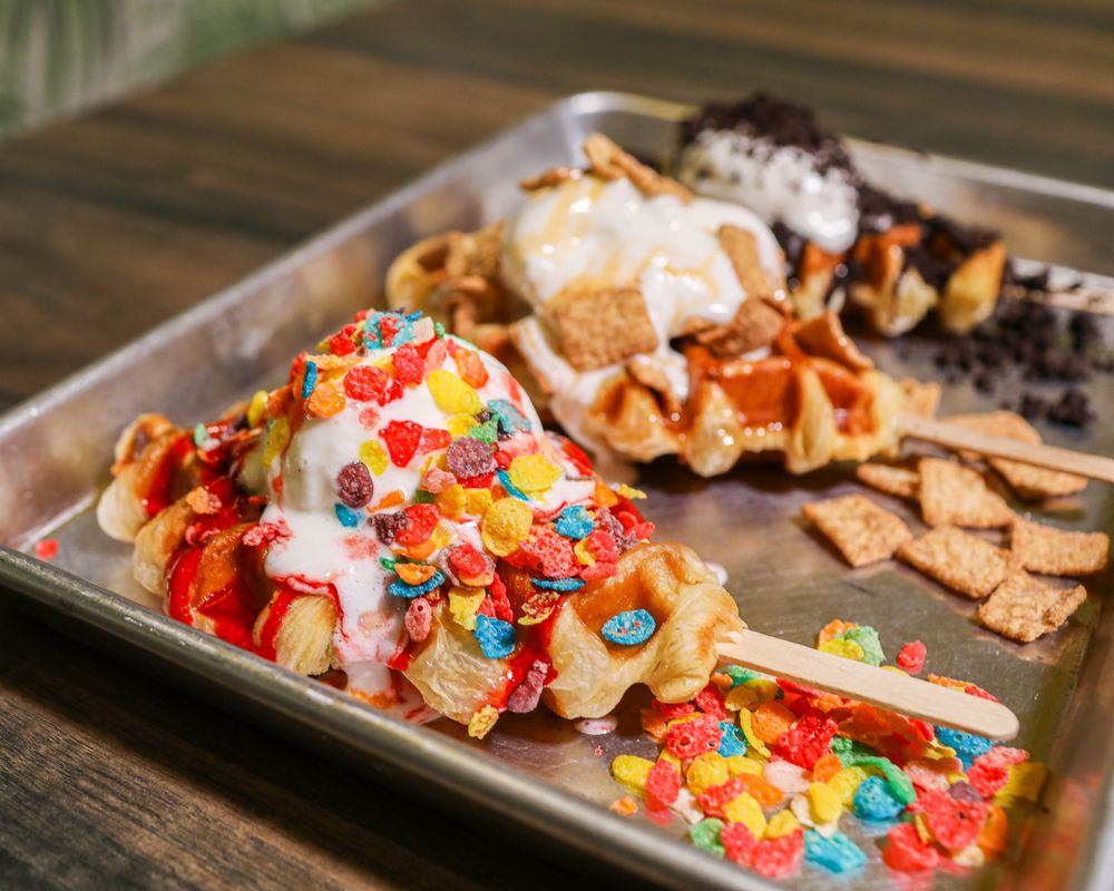 CROFFLE HOUSE - Updated December 2025 - 22 Photos - 3250 West Lincoln ...