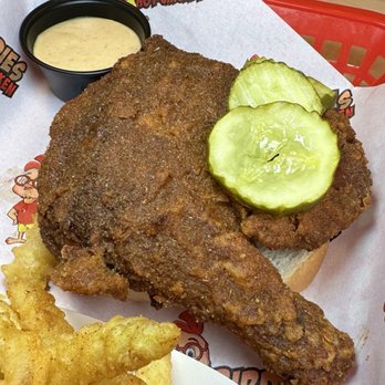 BIRDIES HOT CHICKEN - Updated January 2026 - 56 Photos & 38 Reviews ...