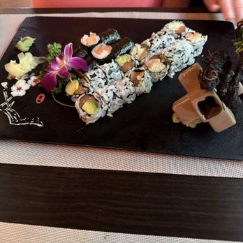 AZUMA SUSHI BISTRO - Updated October 2025 - 270 Photos & 135 Reviews ...