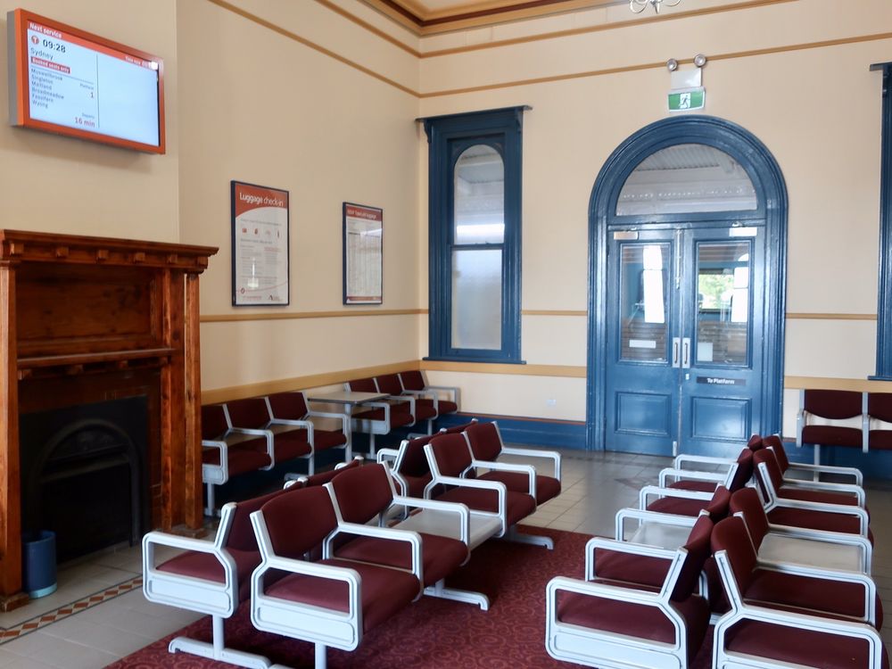 ARMIDALE TRAIN STATION - Brown St, Armidale New South Wales, Australia ...