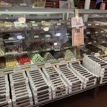 GRANITE STATE CANDY SHOPPE - Updated December 2025 - 50 Photos & 75 ...
