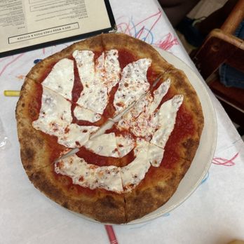 DEE’S WOOD FIRED PIZZA & KITCHEN - Updated April 2025 - 729 Photos ...