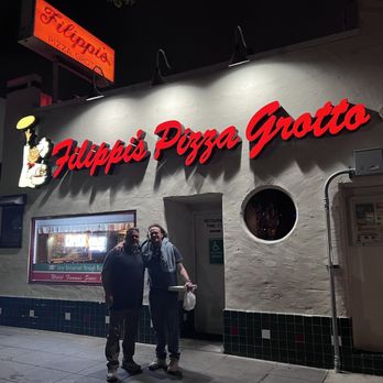 FILIPPI’S PIZZA GROTTO LITTLE ITALY - Updated July 2024 - 3349 Photos & 3730 Reviews - 1747 ...