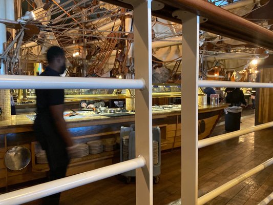 CAPTAIN GEORGE’S SEAFOOD RESTAURANT - Updated December 2024 - 1229 ...