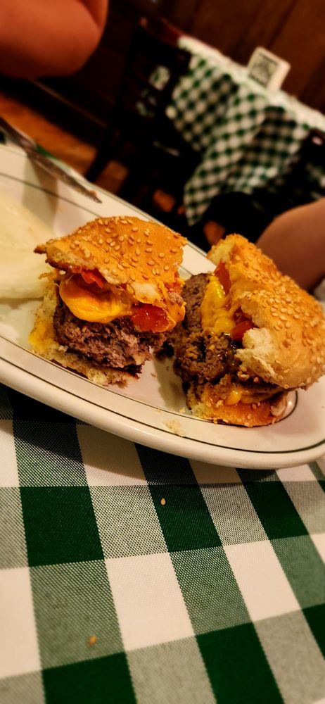 LUKE’S BAR AND GRILL - Updated November 2025 - 66 Photos & 187 Reviews ...