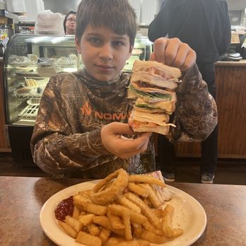 LIL REBEL FAMILY RESTAURANT - Updated October 2025 - 24 Photos & 48 ...