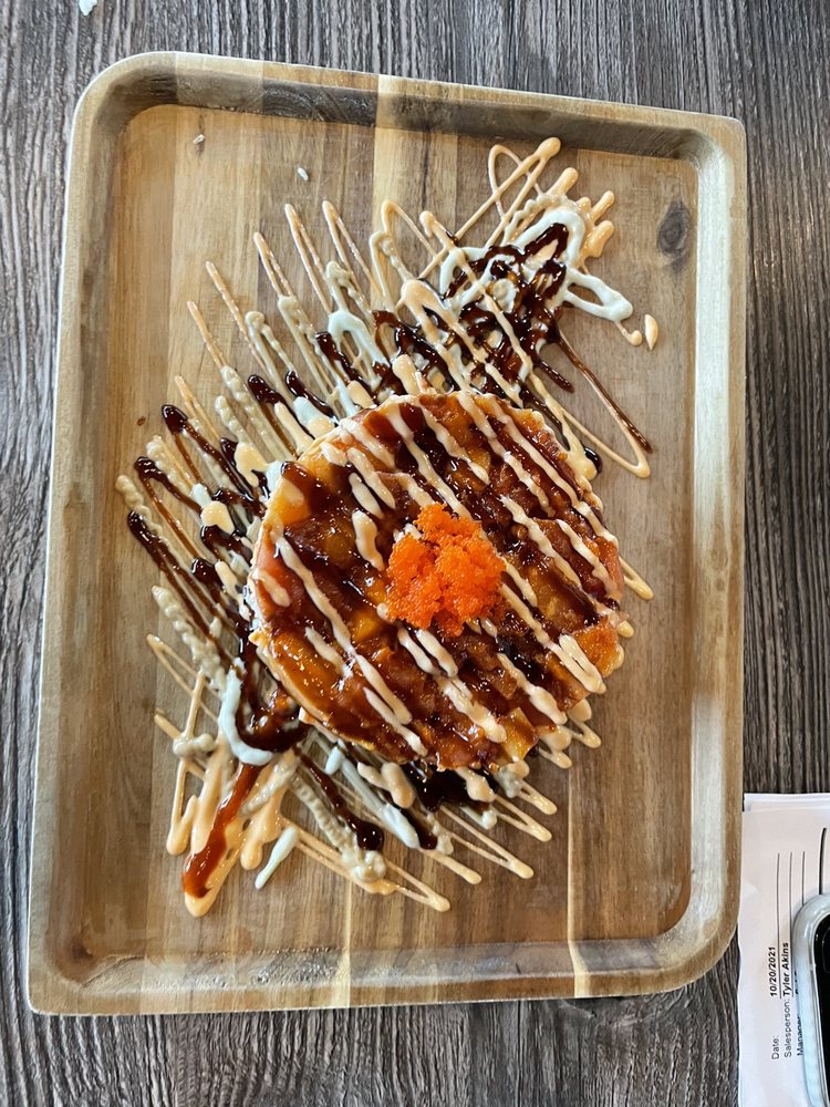 ADUU BISTRO PHO & SUSHI - Updated July 2025 - 45 Photos & 82 Reviews ...