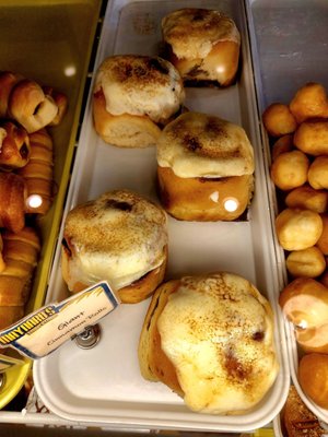 MAYNARD’S DONUTS & COFFEE - Updated October 2025 - 176 Photos & 144 ...