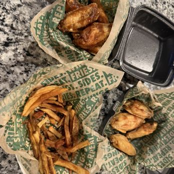 Wingstop Canton, GA 30114 - Last Updated October 2025 - Yelp