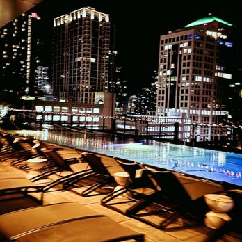 EDGE ROOFTOP - Updated July 2025 - 293 Photos & 193 Reviews - 110 E 2nd ...