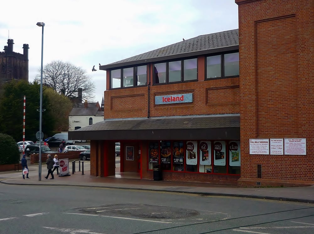 ICELAND - Updated December 2025 - 55 Frodsham Street, Chester, Cheshire ...