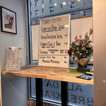 LUDI’S RESTAURANT & LOUNGE - Updated June 2024 - 671 Photos & 283 ...