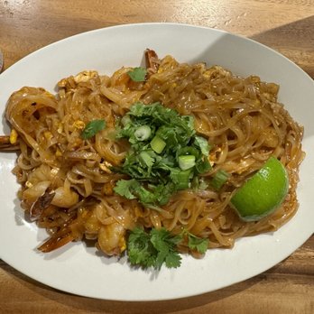 RICKY THAI BISTRO - Updated December 2024 - 420 Photos & 740 Reviews ...