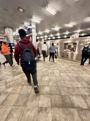 JOURNAL SQUARE PATH STATION - Updated January 2026 - 76 Photos & 98 ...