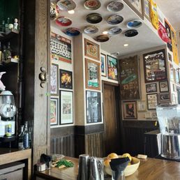 THE LARK BAR - Updated June 2025 - 178 Photos & 216 Reviews - 685 ...