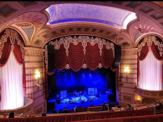 PARAMOUNT THEATRE - Updated July 2025 - 45 Photos & 17 Reviews - 123 ...