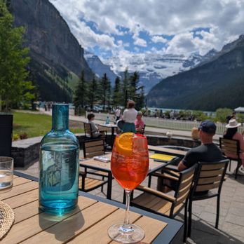 LOUIZA - Updated January 2026 - 76 Photos & 26 Reviews - 111 Lake ...