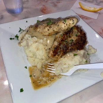 KRUSH RESTAURANT AND BAR - Updated August 2024 - 53 Photos & 47 Reviews - 3183 Main St, East ...