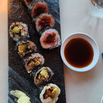 MIRU - Updated November 2024 - 620 Photos & 204 Reviews - 401 E Wacker ...