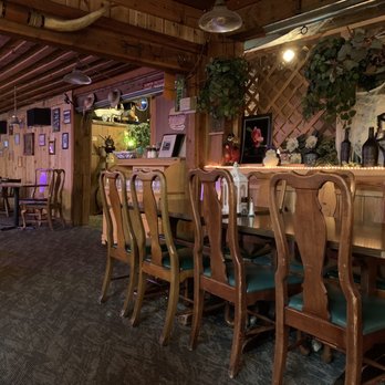 ADDY INN - Updated November 2025 - 12 Photos & 11 Reviews - 1388 Main ...