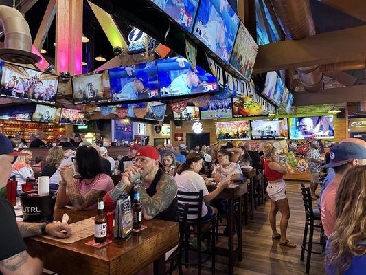 FIVE BUCKS DRINKERY - Updated December 2025 - 48 Photos & 44 Reviews ...