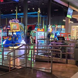 MAIN EVENT LOUISVILLE - Updated January 2026 - 306 Photos & 234 Reviews ...