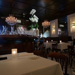 MISTRAL - Updated July 2025 - 514 Photos & 624 Reviews - 13422 Ventura ...