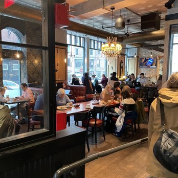 TRADESMAN COFFEE SHOP & LOUNGE - Updated July 2024 - 783 Photos & 369 ...