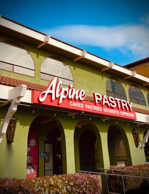 ALPINE PASTRY & CAKES - Updated June 2026 - 969 Photos & 927 Reviews ...
